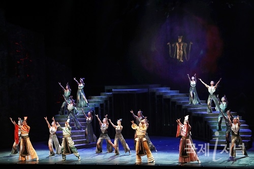 DIMF, 공연 실황 공개